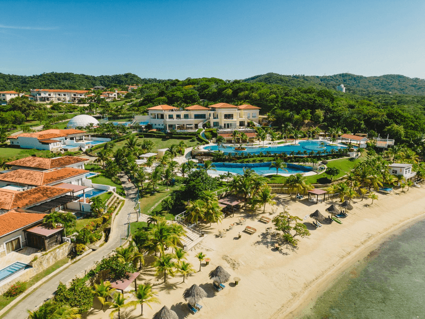 Visit Próspera: Experience Innovation & Caribbean Life